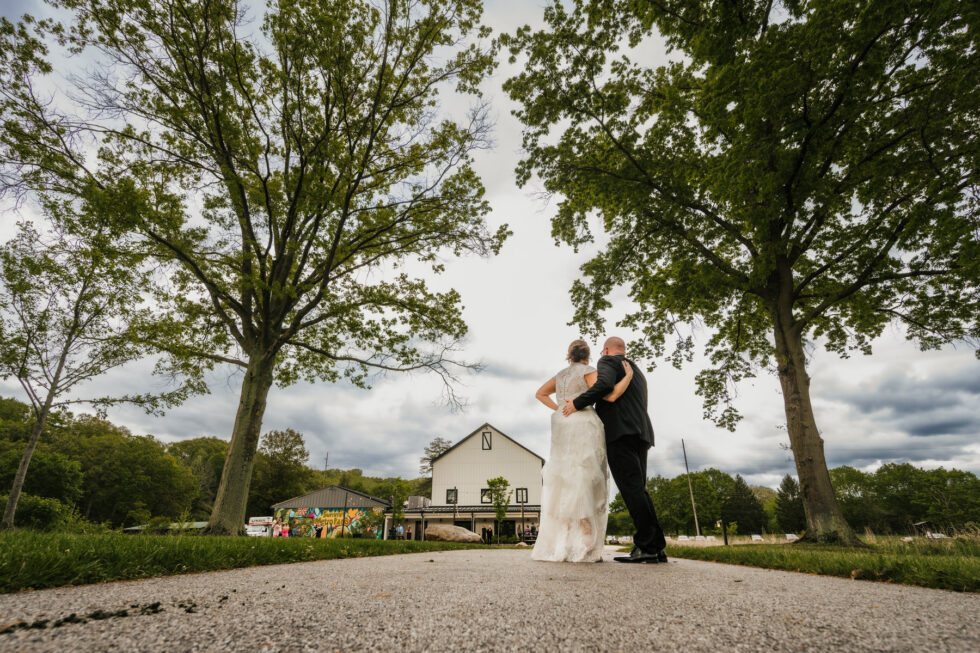 10 Things to Love About Himelright Lodge - Seth & Beth - Ohio Wedding ...