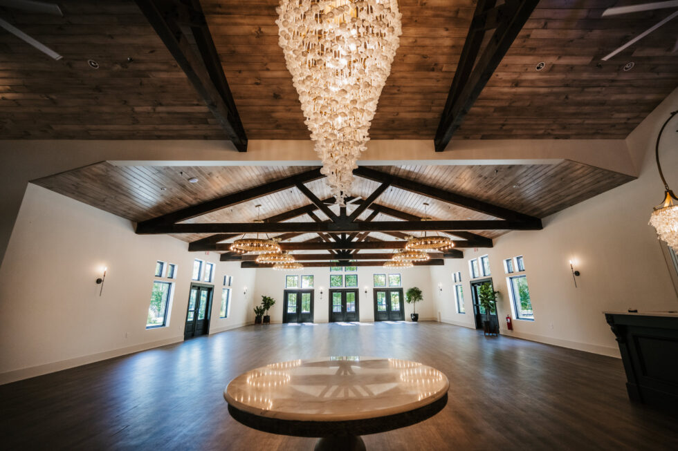 1840 Manor House: Akron's Newest Wedding Venue - Seth & Beth - Ohio ...