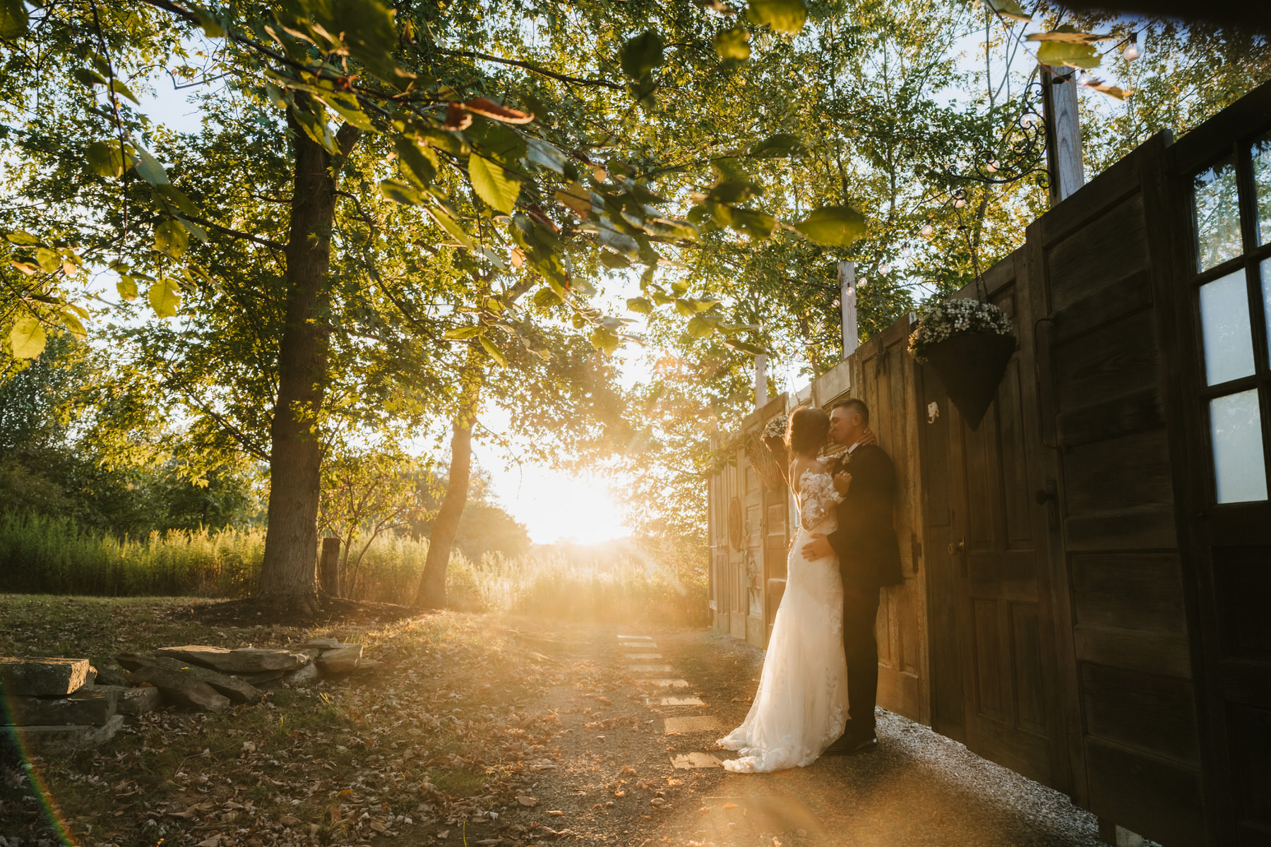 A Perfect Fall Rustic Barn Columbus Wedding | Madison & Drake - Seth ...